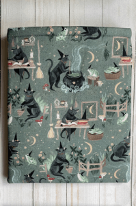 20 Enchanting Gifts for Fantasy Readers - Bookish
